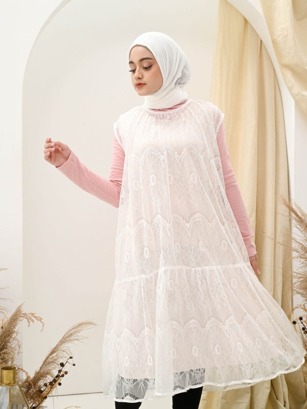 EID4 Outer Lace Maxi Dress | ORIGIN