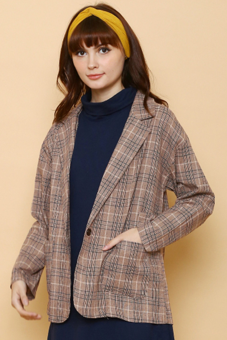 Checkered Blazer Origin Fashion checkered-blazer-origin-fashion